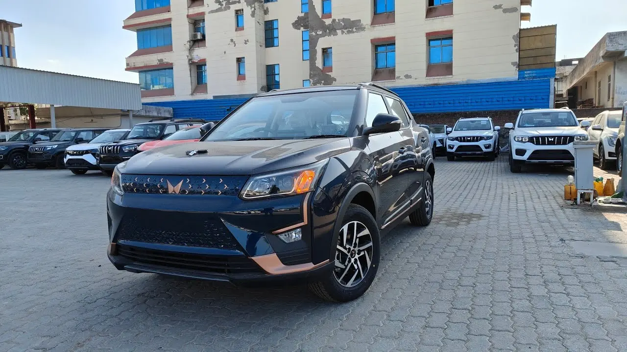 Mahindra’s Cheapest EV SUV! XUV 3XO EV with 500Km Range and Stunning ...